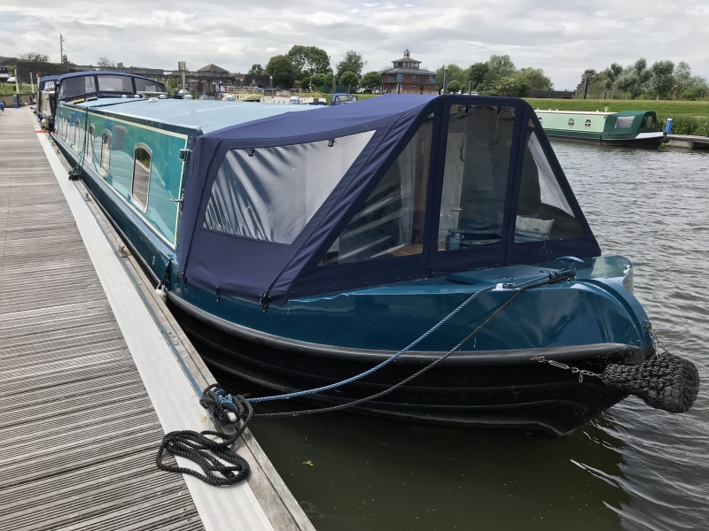 Aurora Eva 69ft Widebeam by Aqualine Marine has been sold by New
