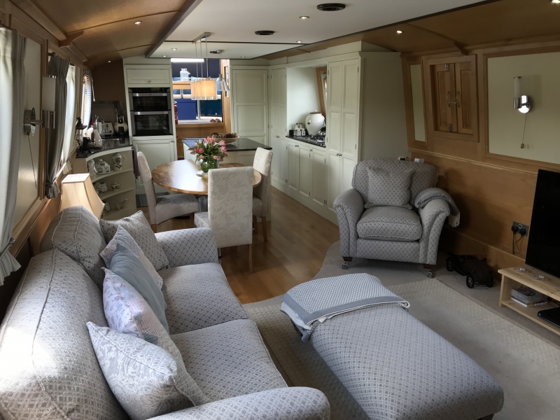Aurora Eva 69ft Widebeam by Aqualine Marine has been sold by New